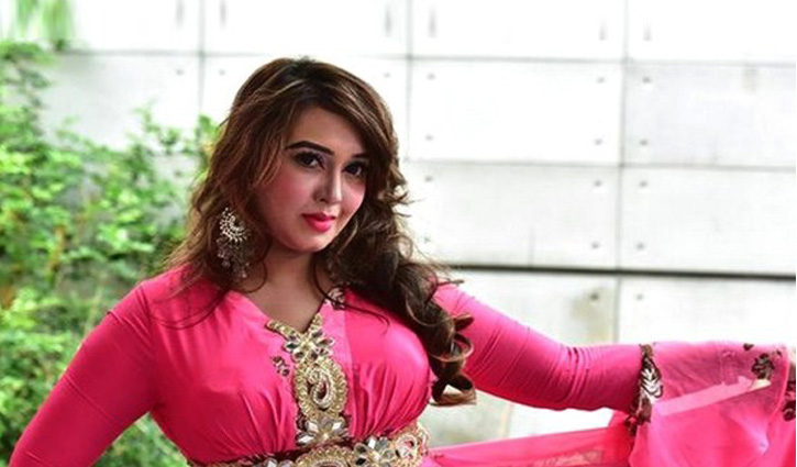 Actress Poly tests coronavirus positive