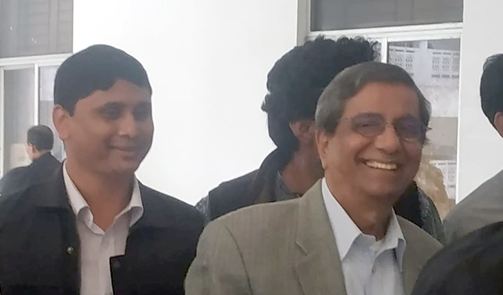 আগাম জামিন পেলেন প্রথম আলো সম্পাদক