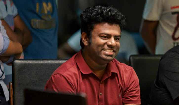 ভালোবাসা দিবসে হিমির ৪ নাটক