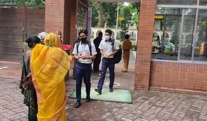 Students return to classes as schools, colleges reopen today