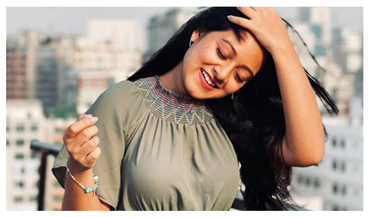 দীঘিকে টিকটক না করে অভিনয়ে মনোযোগ দেওয়ার পরামর্শ