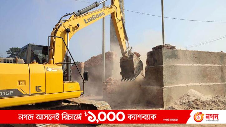 ময়মনসিংহে অবৈধ ইট ভাটা, ২৬ লাখ টাকা জরিমানা