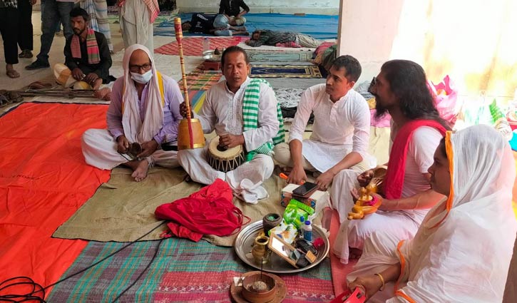 ছেঁউড়িয়ায় শনিবার বসছে সাধুর হাট | সারা বাংলা