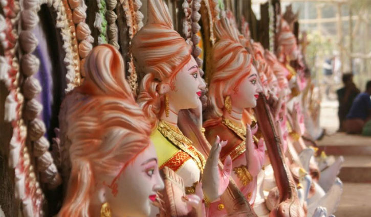 আজ সরস্বতী পূজা