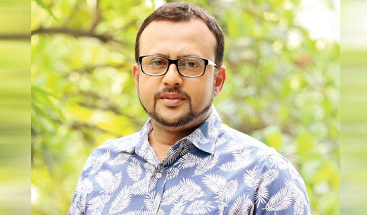 Actor Riaz files case against director