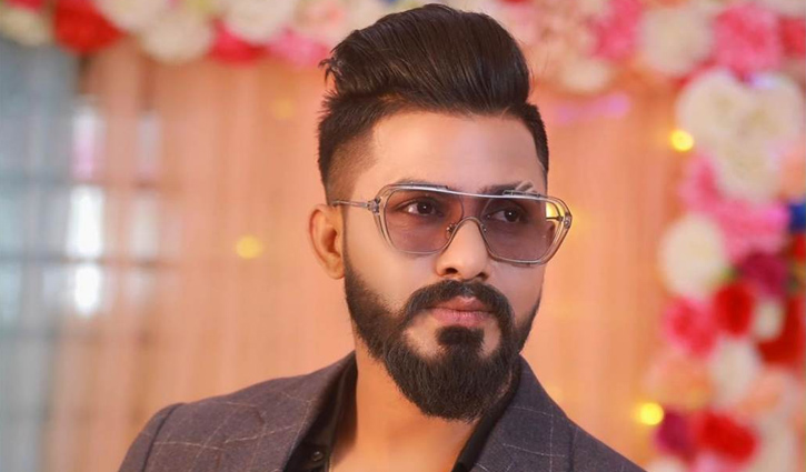 মুক্তির অপেক্ষায় অমির ২০ গান