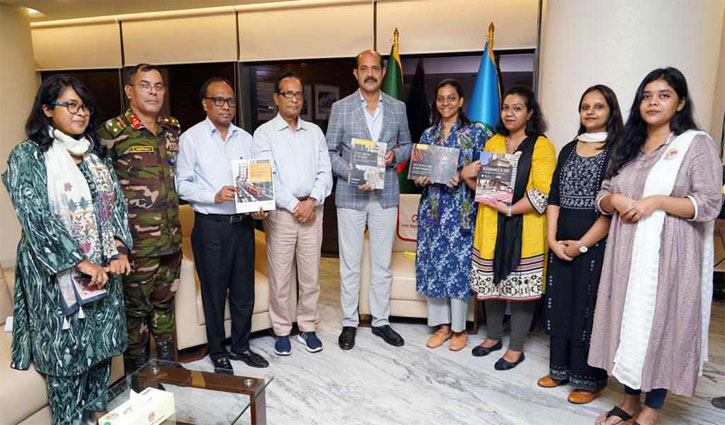 DNCC mayor endorses 4 books of world resources institute